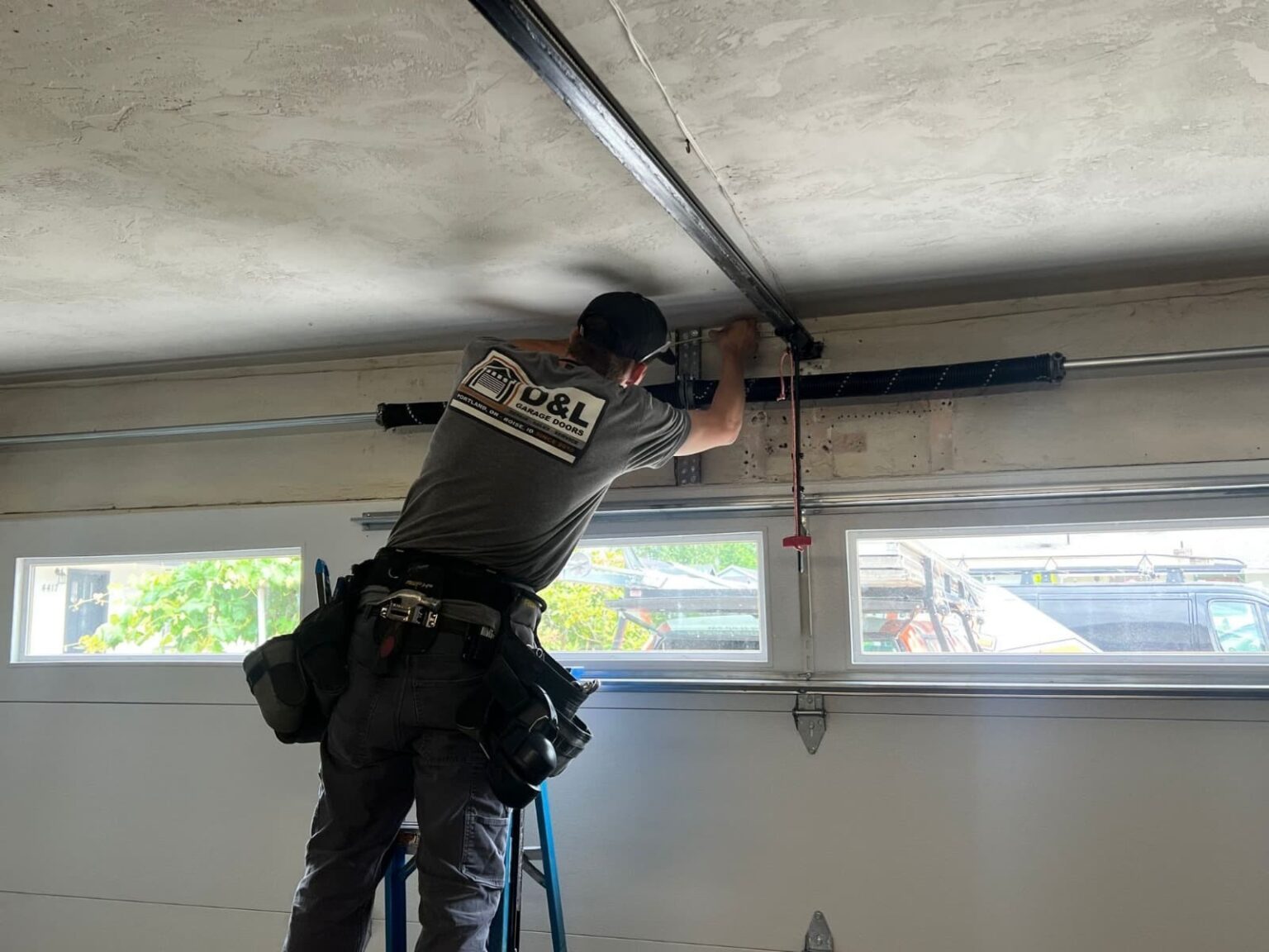 Garage Door Repair Meets Design: Everdoor Keeps Function and Curb ...